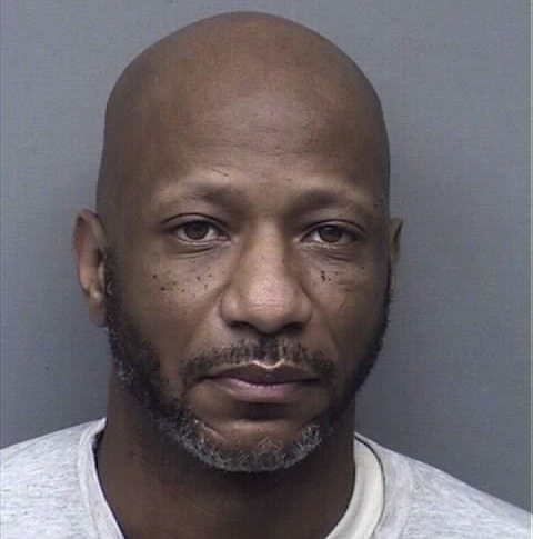 Man allegedly leads police on chase while drunk, crashes into fence in ...